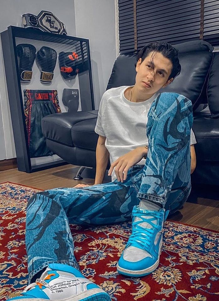 ส่องรอยสัก กวินท์ ดูวาล GAVIN.D แร็ปเปอร์หนุ่มหล่อ ซิกแพคแน่น รอยสักสุด ...