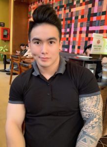 Logan Nguyen หนุ่มเพาะกาย หุ่นแซ่บ ซิกแพคบิ๊กบึ้ม ชาวเวียดนาม กับรอยสักชวนหลงใหล - เรื่องของ ...