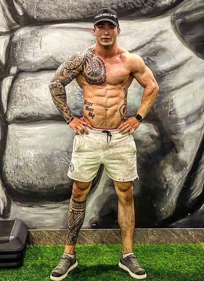 Logan Nguyen หนุ่มเพาะกาย หุ่นแซ่บ ซิกแพคบิ๊กบึ้ม ชาวเวียดนาม กับรอยสัก ...