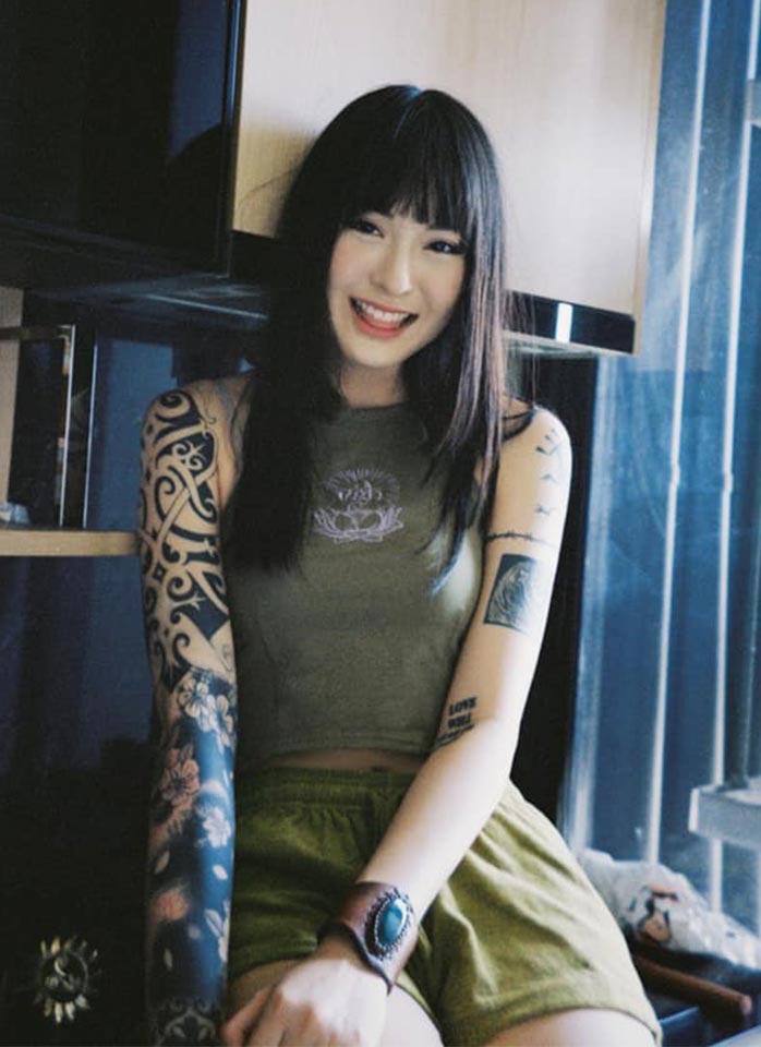 Mishima Risa นางแบบสาว แดนปลาดิบ สุดเซ็กซี่ พร้อมรอยสัก แซ่บละมุน ...